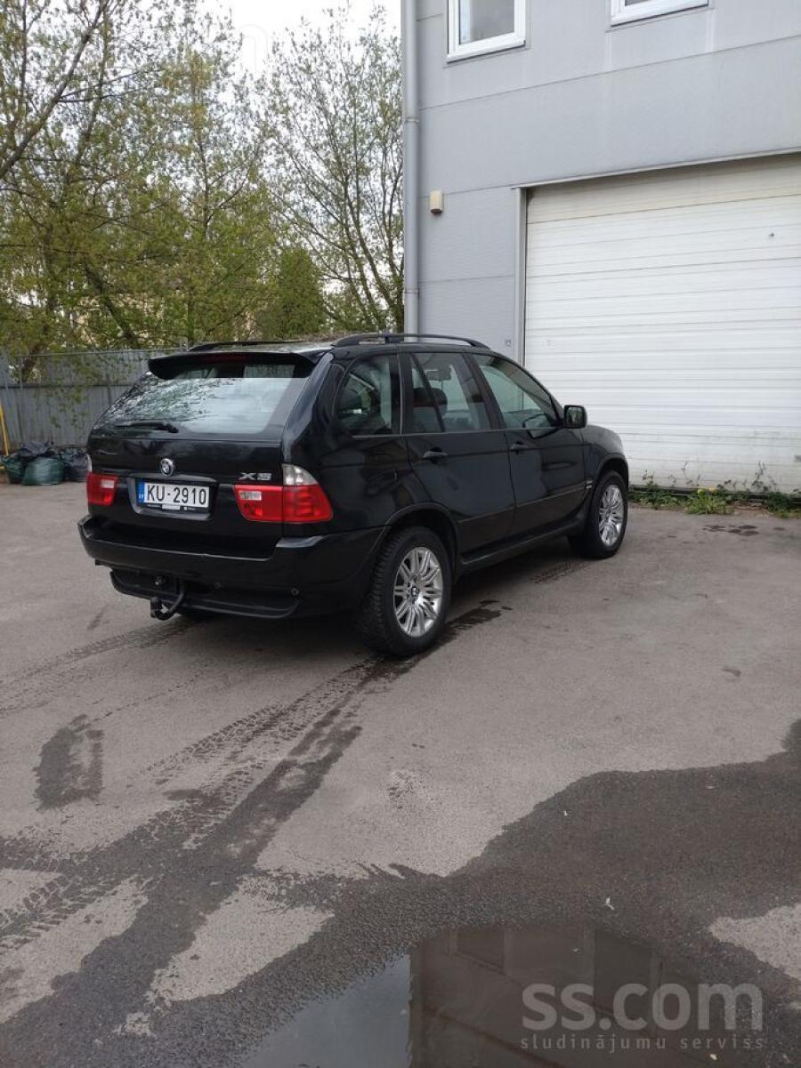 Black BMW X5 2005 in Riga, with an engine capacity of 3.00 L and mileage of 384 thousand km for 4800 €, photo 6 on AUTOMOTO.COM.LV