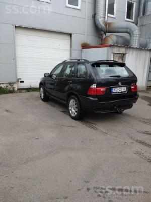 Black BMW X5 2005 in Riga, with an engine capacity of 3.00 L and mileage of 384 thousand km for 4800 €, photo 7 on AUTOMOTO.COM.LV
