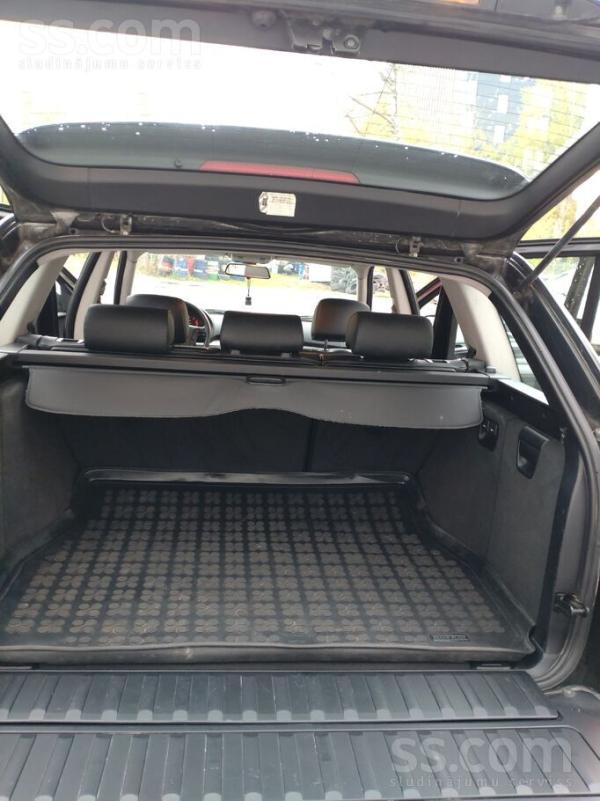 Black BMW X5 2005 in Riga, with an engine capacity of 3.00 L and mileage of 384 thousand km for 4800 €, photo 10 on AUTOMOTO.COM.LV