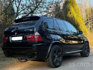 Black BMW X5 2005 in Ogre, with an engine capacity of 3.00 L and mileage of 387 thousand km for 8000 €, photo  on AUTOMOTO.COM.LV