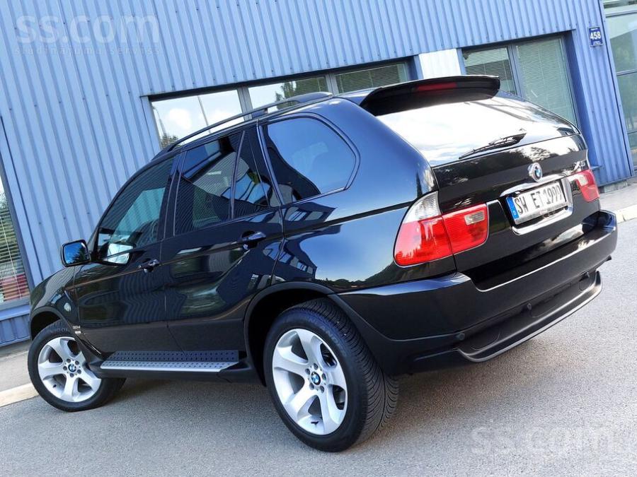 Black BMW X5 2005 in Riga, with an engine capacity of 3.00 L and mileage of 268 thousand km for 7770 €, photo 5 on AUTOMOTO.COM.LV