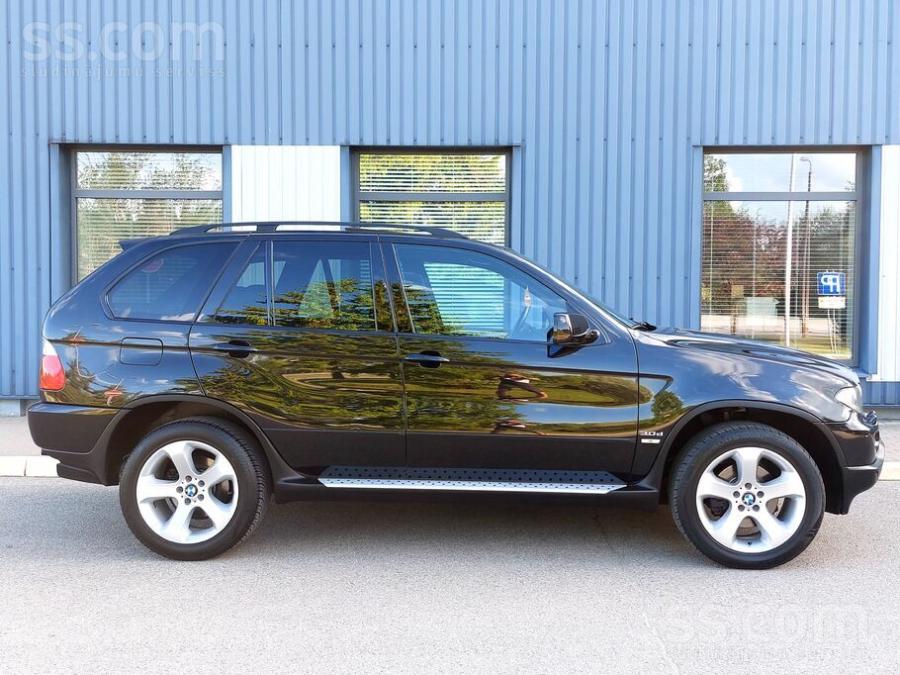 Black BMW X5 2005 in Riga, with an engine capacity of 3.00 L and mileage of 268 thousand km for 7770 €, photo 11 on AUTOMOTO.COM.LV