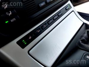 Black BMW X5 2005 in Riga, with an engine capacity of 3.00 L and mileage of 268 thousand km for 7770 €, photo 15 on AUTOMOTO.COM.LV