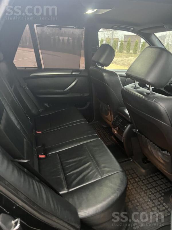 Melns BMW X5 2005 Preiļi, ar dzinēja tilpumu 2.90 L un nobraukumu 376 tūkst. km par 6000 €, foto 4 vietnē AUTOMOTO.COM.LV