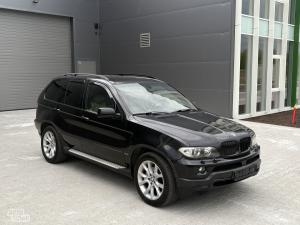 Black BMW X5 2005 in Kaunas, with an engine capacity of 3.00 L and mileage of 352 thousand km for 4450 €, photo 5 on AUTOMOTO.COM.LV