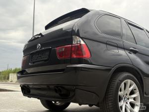 Black BMW X5 2005 in Kaunas, with an engine capacity of 3.00 L and mileage of 352 thousand km for 4450 €, photo 8 on AUTOMOTO.COM.LV