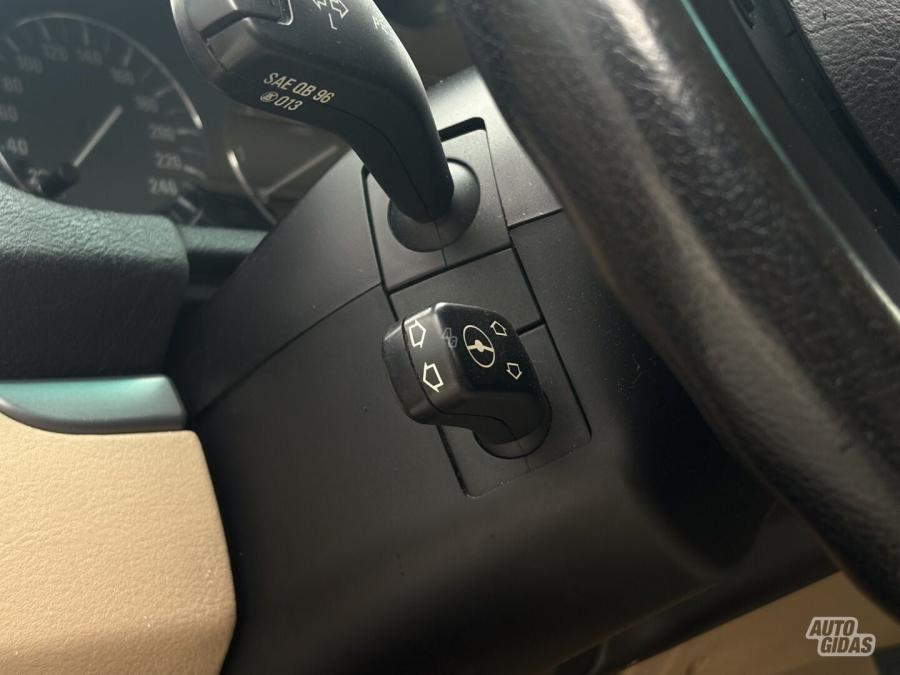Black BMW X5 2005 in Kaunas, with an engine capacity of 3.00 L and mileage of 352 thousand km for 4450 €, photo 20 on AUTOMOTO.COM.LV