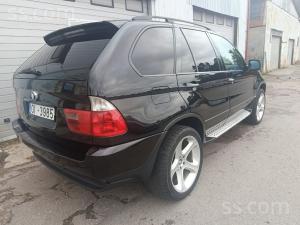 Black BMW X5 2005 in Riga, with an engine capacity of 3.00 L and mileage of 310 thousand km for 5900 €, photo 11 on AUTOMOTO.COM.LV