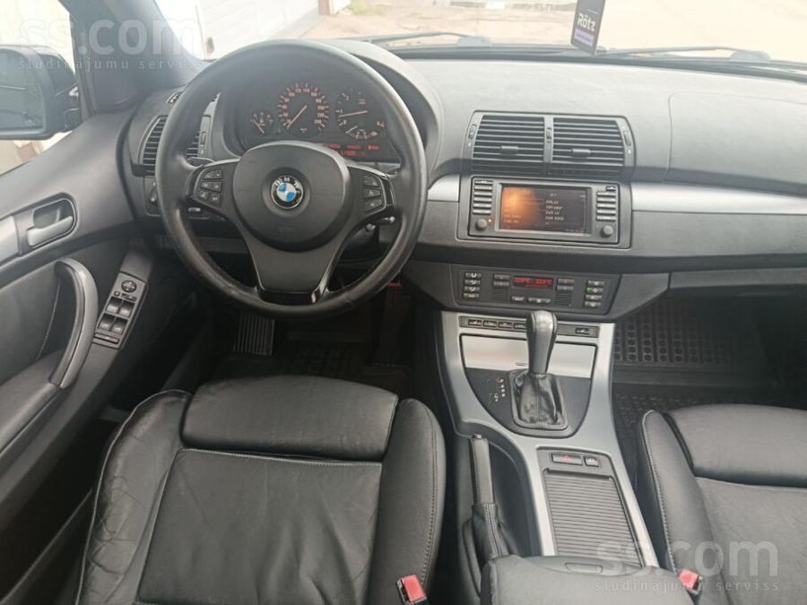 Black BMW X5 2005 in Riga, with an engine capacity of 3.00 L and mileage of 310 thousand km for 5900 €, photo 13 on AUTOMOTO.COM.LV