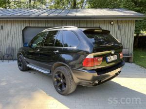 Black BMW X5 2005 in Liepaja, with an engine capacity of 3.00 L and mileage of 0 thousand km for 5000 €, photo 4 on AUTOMOTO.COM.LV