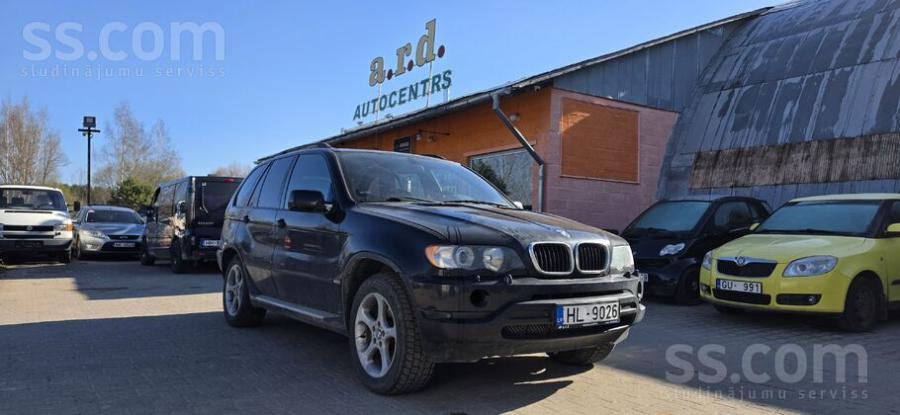 Melns BMW X5 2005 Valmiera, ar dzinēja tilpumu 3.00 L un nobraukumu 322 tūkst. km par 2000 €, foto 1 vietnē AUTOMOTO.COM.LV