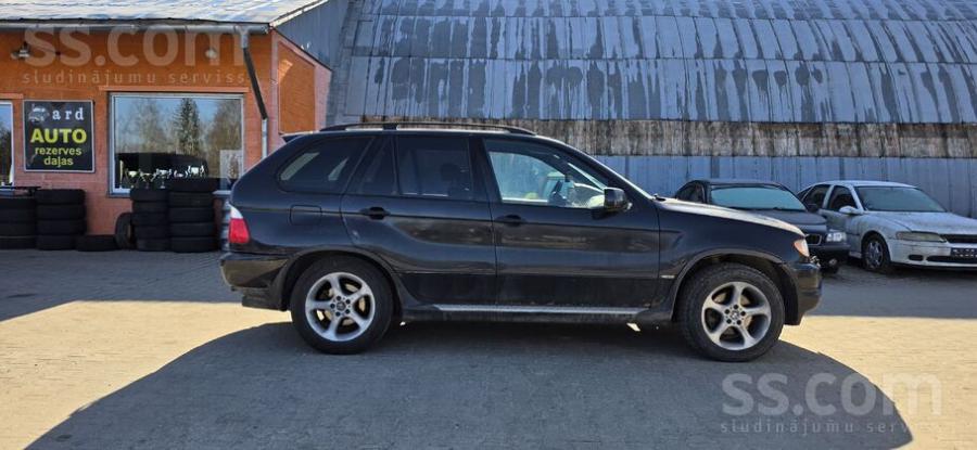 Melns BMW X5 2005 Valmiera, ar dzinēja tilpumu 3.00 L un nobraukumu 322 tūkst. km par 2000 €, foto 3 vietnē AUTOMOTO.COM.LV