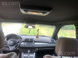 Black BMW X5 2005 in Riga, with an engine capacity of 3.00 L and mileage of 333 thousand km for 4850 €, photo 12 on AUTOMOTO.COM.LV