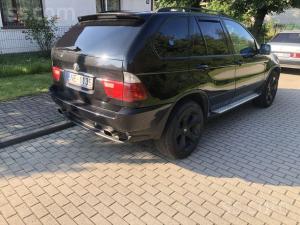 Black BMW X5 2005 in Riga, with an engine capacity of 3.00 L and mileage of 333 thousand km for 4850 €, photo 7 on AUTOMOTO.COM.LV