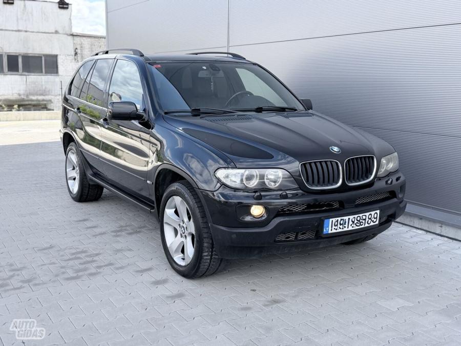 Black BMW X5 2005 in Vilnius, with an engine capacity of 3.00 L and mileage of 315 thousand km for 4300 €, photo 3 on AUTOMOTO.COM.LV
