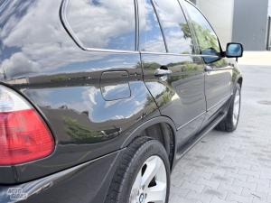 Black BMW X5 2005 in Vilnius, with an engine capacity of 3.00 L and mileage of 315 thousand km for 4300 €, photo 6 on AUTOMOTO.COM.LV