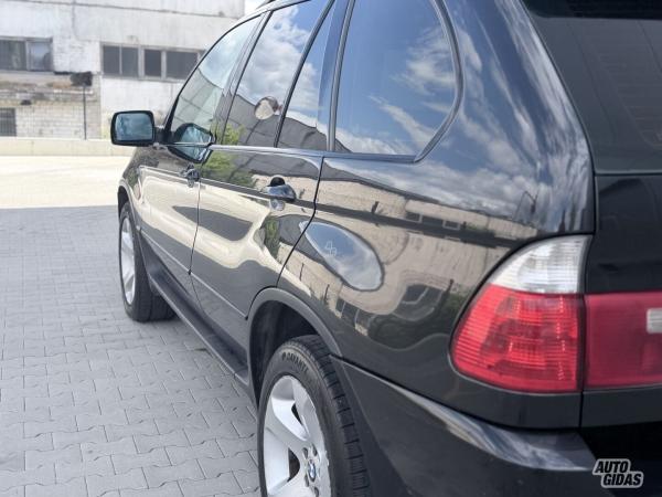 Black BMW X5 2005 in Vilnius, with an engine capacity of 3.00 L and mileage of 315 thousand km for 4300 €, photo 6 on AUTOMOTO.COM.LV
