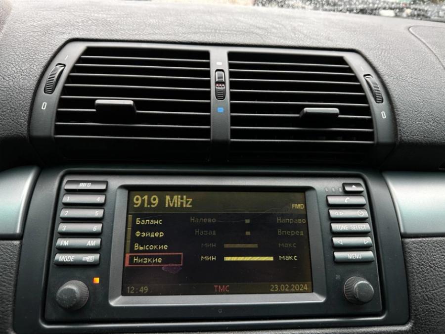 Black BMW X5 2005 in Riga, with an engine capacity of 3.00 L and mileage of 273 thousand km for 3990 €, photo 19 on AUTOMOTO.COM.LV
