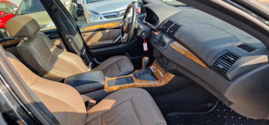 Melns BMW X5 2005 Valmiera, ar dzinēja tilpumu 3.00 L un nobraukumu 308 tūkst. km par 3500 €, foto 10 vietnē AUTOMOTO.COM.LV