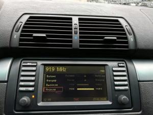 Black BMW X5 2005 in Riga, with an engine capacity of 3.00 L and mileage of 273 thousand km for 3990 €, photo 18 on AUTOMOTO.COM.LV