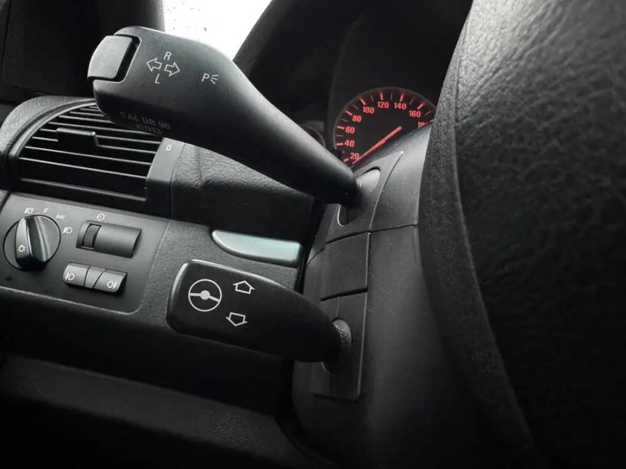 Melns BMW X5 2005 Rīga, ar dzinēja tilpumu 3.00 L un nobraukumu 339 tūkst. km par 4990 €, foto 21 vietnē AUTOMOTO.COM.LV