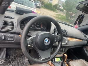 Melns BMW X5 2005 Tukums, ar dzinēja tilpumu 3.00 L un nobraukumu 324 tūkst. km par 2500 €, foto 8 vietnē AUTOMOTO.COM.LV