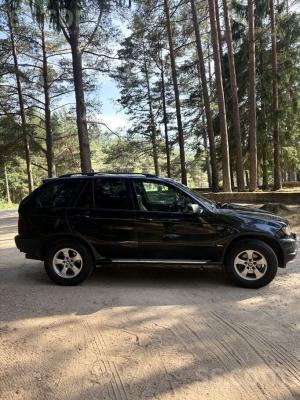 Black BMW X5 2005 in Kuldiga, with an engine capacity of 3.00 L and mileage of 0 thousand km for 3500 €, photo 7 on AUTOMOTO.COM.LV