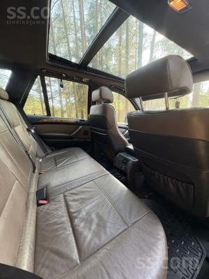Black BMW X5 2005 in Kuldiga, with an engine capacity of 3.00 L and mileage of 0 thousand km for 3500 €, photo 9 on AUTOMOTO.COM.LV