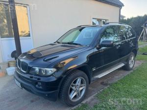Black BMW X5 2005 in Riga, with an engine capacity of 3.00 L and mileage of 463 thousand km for 3450 €, photo 5 on AUTOMOTO.COM.LV