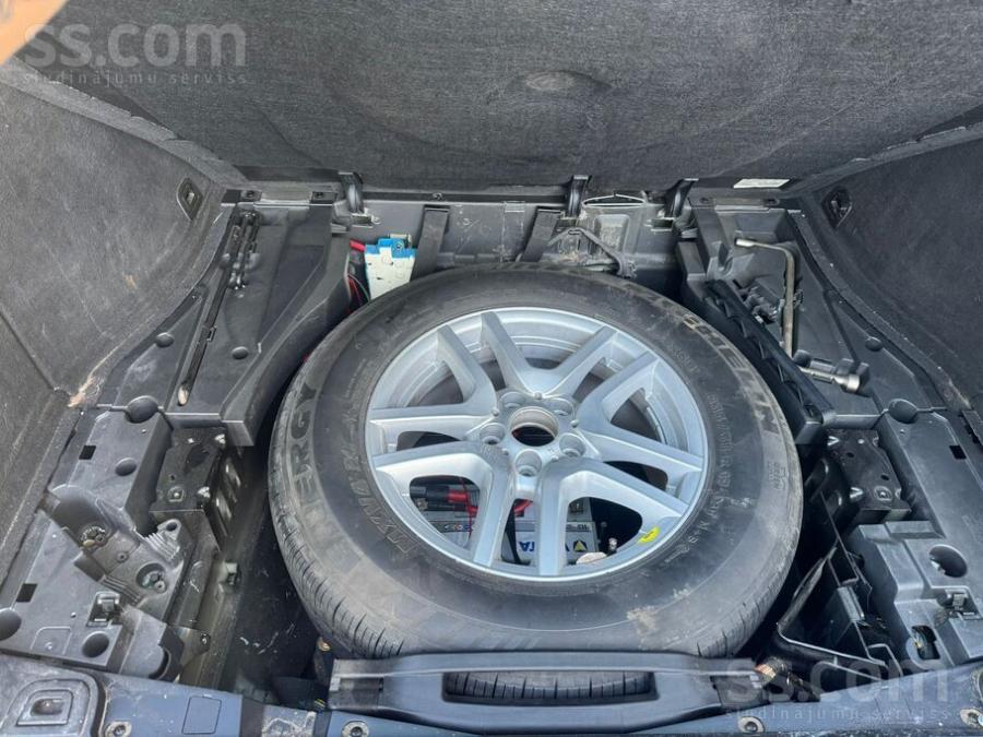 Black BMW X5 2005 in Riga, with an engine capacity of 3.00 L and mileage of 463 thousand km for 3450 €, photo 10 on AUTOMOTO.COM.LV