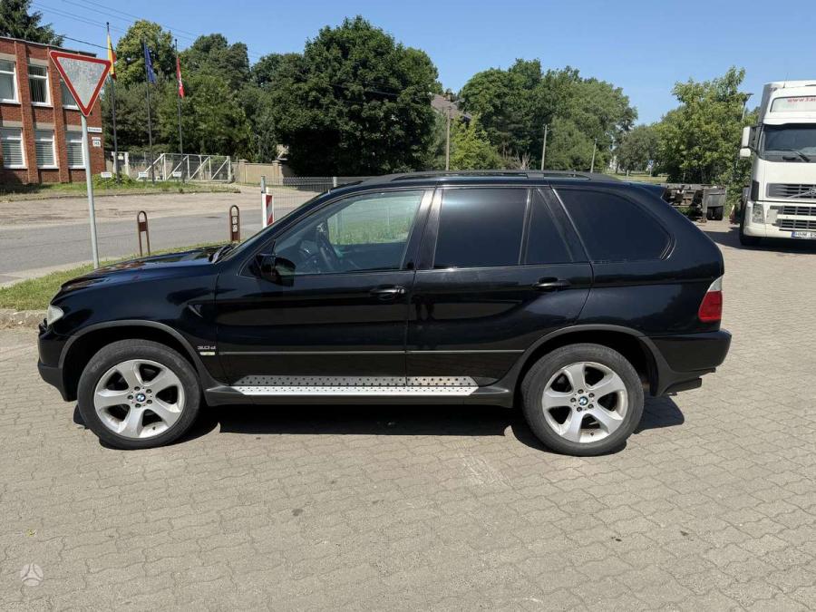 Черный БМВ Х5 2005 в Клайпеда, объемом двигателя 2.99 л и пробегом 290 тыс. км за 5000 €, фото 7 на AUTOMOTO.COM.LV