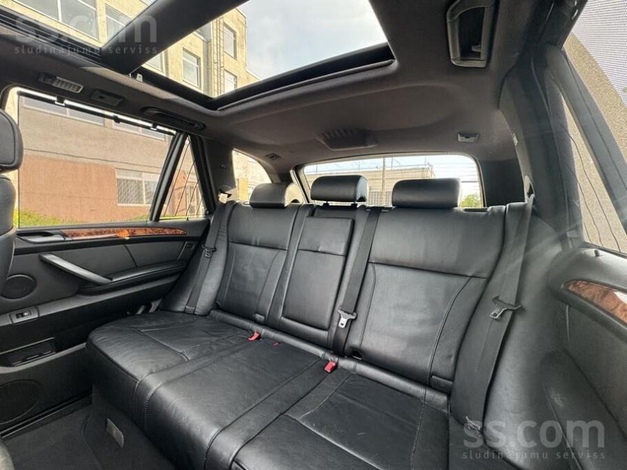 Melns BMW X5 2005 Rīga, ar dzinēja tilpumu 4.80 L un nobraukumu 291 tūkst. km par 14990 €, foto 22 vietnē AUTOMOTO.COM.LV