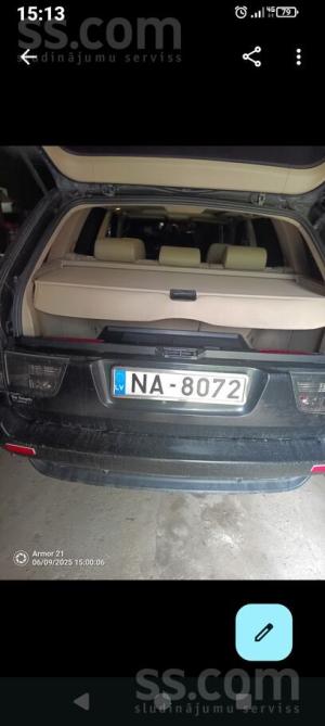 Black BMW X5 2005 in Liepaja, with an engine capacity of 3.00 L and mileage of 301 thousand km for 5550 €, photo 10 on AUTOMOTO.COM.LV