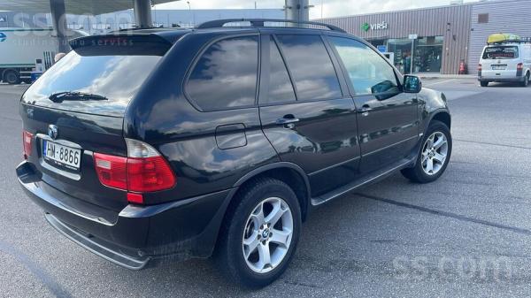 Melns BMW X5 2005 Valmiera, ar dzinēja tilpumu 3.00 L un nobraukumu 385 tūkst. km par 3750 €, foto 2 vietnē AUTOMOTO.COM.LV