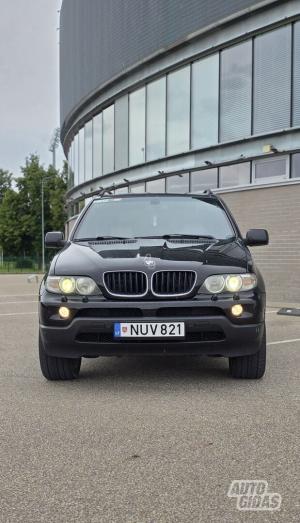Black BMW X5 2005 in Vilnius, with an engine capacity of 3.00 L and mileage of 274 thousand km for 5000 €, photo 3 on AUTOMOTO.COM.LV