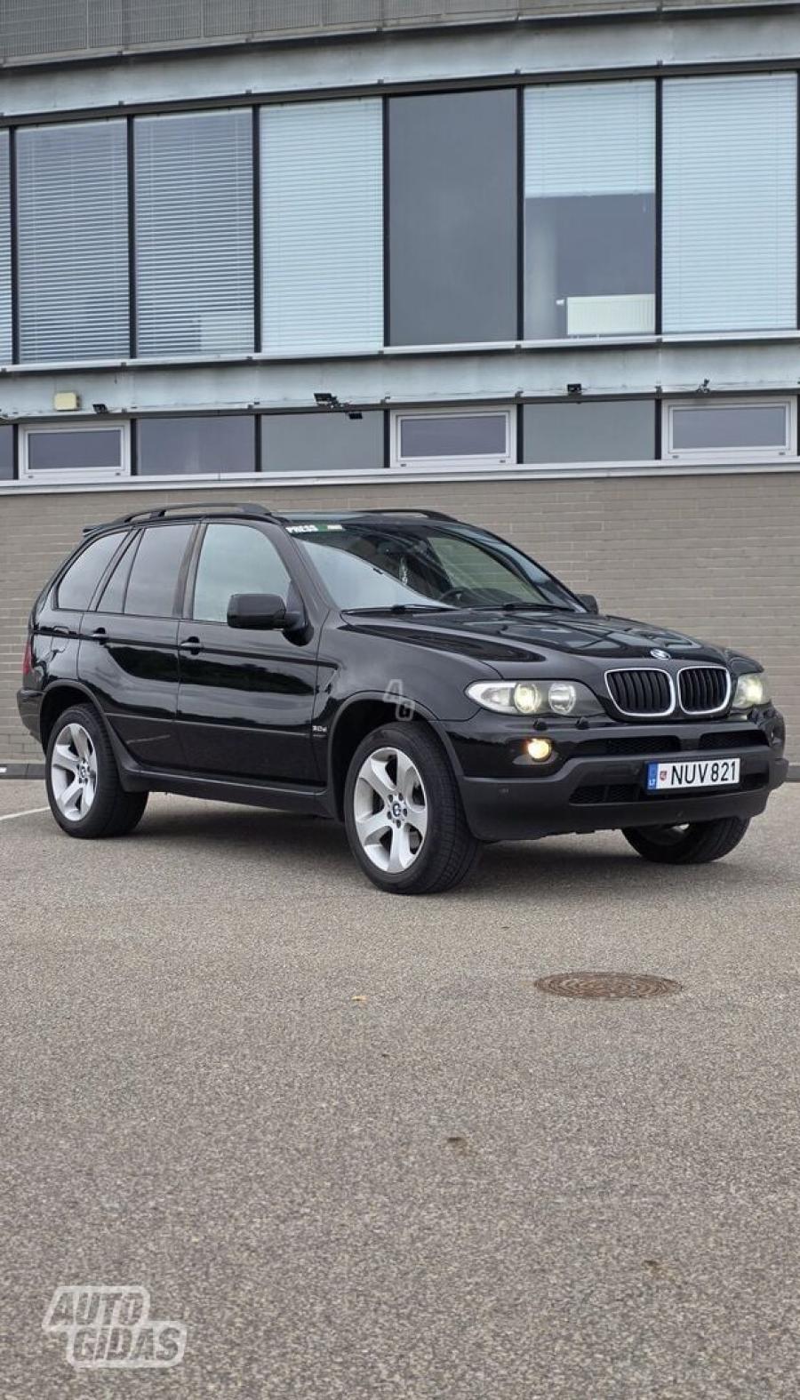 Black BMW X5 2005 in Vilnius, with an engine capacity of 3.00 L and mileage of 274 thousand km for 5000 €, photo 4 on AUTOMOTO.COM.LV