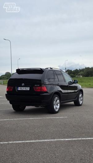 Black BMW X5 2005 in Vilnius, with an engine capacity of 3.00 L and mileage of 274 thousand km for 5000 €, photo 6 on AUTOMOTO.COM.LV