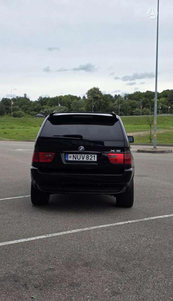 Black BMW X5 2005 in Kedainiai, with an engine capacity of 2.99 L and mileage of 274 thousand km for 5000 €, photo 6 on AUTOMOTO.COM.LV