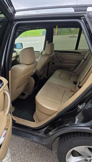 Black BMW X5 2005 in Kedainiai, with an engine capacity of 2.99 L and mileage of 274 thousand km for 5000 €, photo 11 on AUTOMOTO.COM.LV
