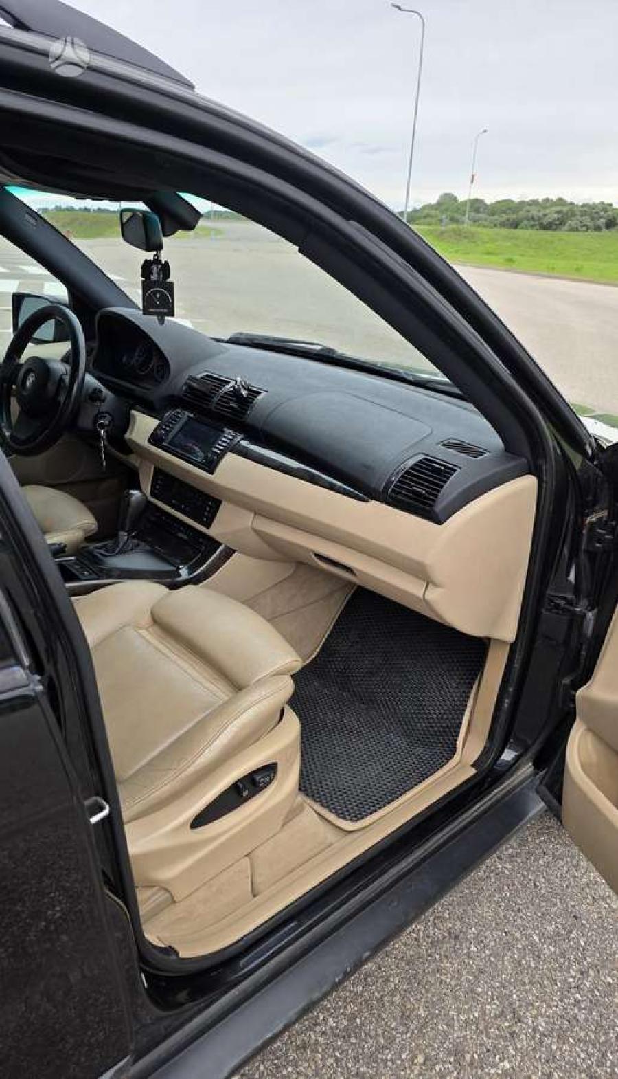 Black BMW X5 2005 in Kedainiai, with an engine capacity of 2.99 L and mileage of 274 thousand km for 5000 €, photo 12 on AUTOMOTO.COM.LV