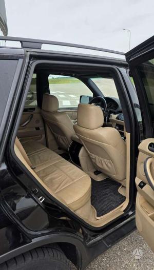 Black BMW X5 2005 in Kedainiai, with an engine capacity of 2.99 L and mileage of 274 thousand km for 5000 €, photo 13 on AUTOMOTO.COM.LV