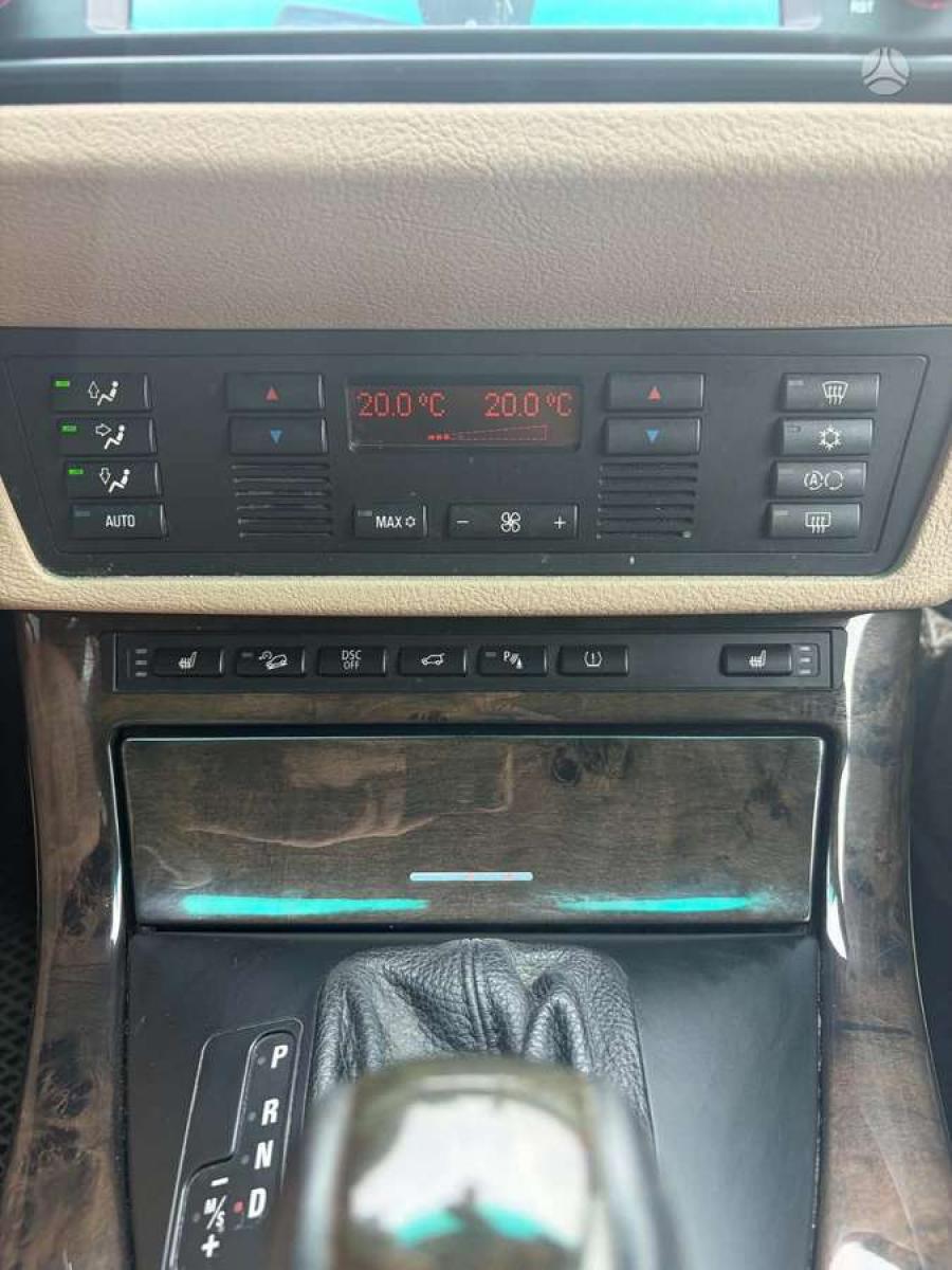 Black BMW X5 2005 in Kedainiai, with an engine capacity of 2.99 L and mileage of 274 thousand km for 5000 €, photo 20 on AUTOMOTO.COM.LV