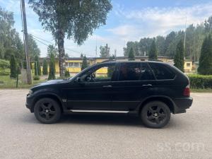 Black BMW X5 2005 in Rezekne, with an engine capacity of 3.00 L and mileage of 320 thousand km for 4200 €, photo 4 on AUTOMOTO.COM.LV