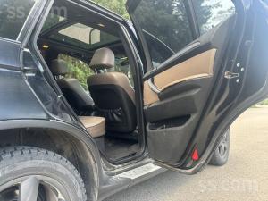 Black BMW X5 2005 in Rezekne, with an engine capacity of 3.00 L and mileage of 320 thousand km for 4200 €, photo 13 on AUTOMOTO.COM.LV