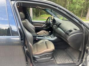 Black BMW X5 2005 in Rezekne, with an engine capacity of 3.00 L and mileage of 320 thousand km for 4200 €, photo 19 on AUTOMOTO.COM.LV