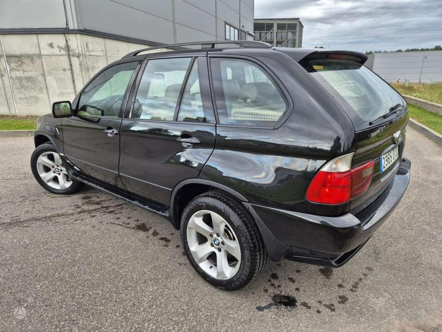 Melns BMW X5 2005 Utena, ar dzinēja tilpumu 2.99 L un nobraukumu 335 tūkst. km par 3990 €, foto 6 vietnē AUTOMOTO.COM.LV