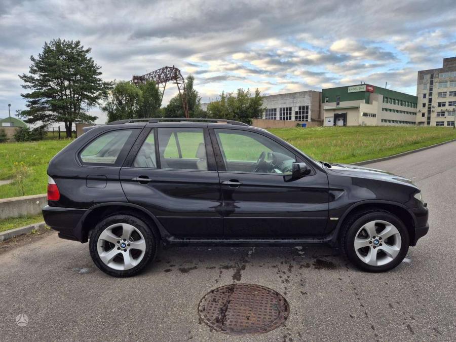 Melns BMW X5 2005 Utena, ar dzinēja tilpumu 2.99 L un nobraukumu 335 tūkst. km par 3990 €, foto 9 vietnē AUTOMOTO.COM.LV