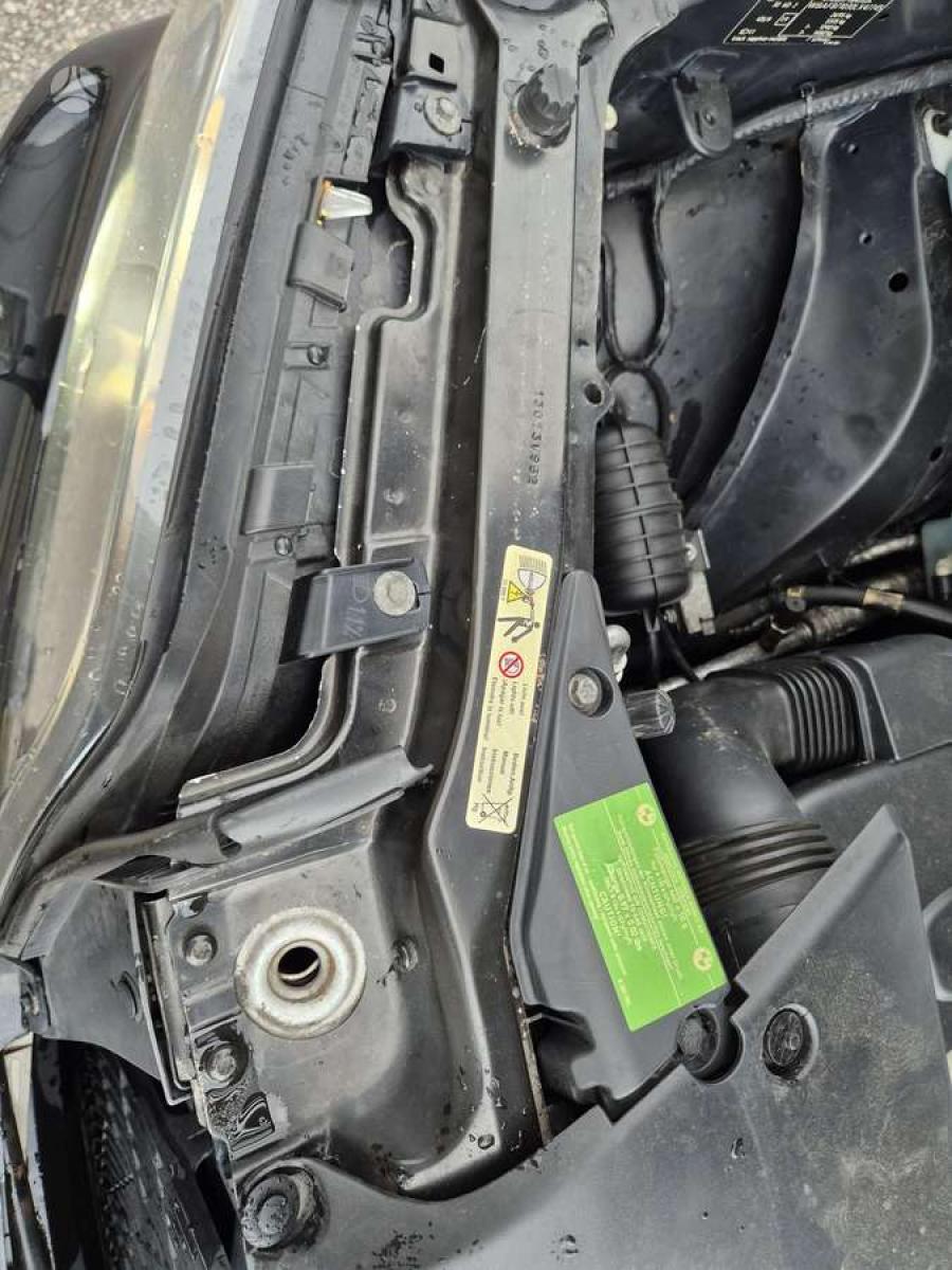 Melns BMW X5 2005 Utena, ar dzinēja tilpumu 2.99 L un nobraukumu 335 tūkst. km par 3990 €, foto 26 vietnē AUTOMOTO.COM.LV