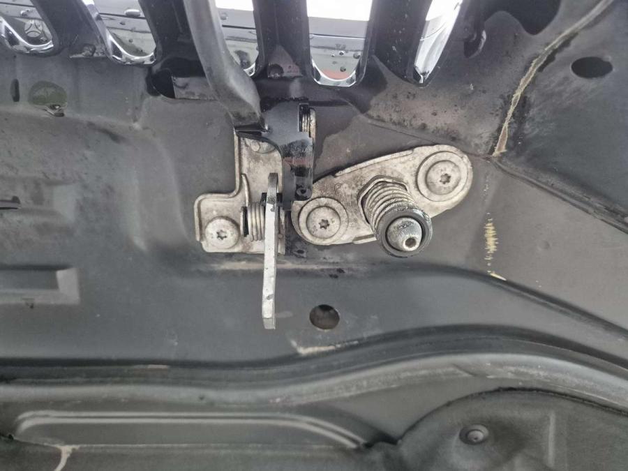 Melns BMW X5 2005 Utena, ar dzinēja tilpumu 2.99 L un nobraukumu 335 tūkst. km par 3990 €, foto 28 vietnē AUTOMOTO.COM.LV