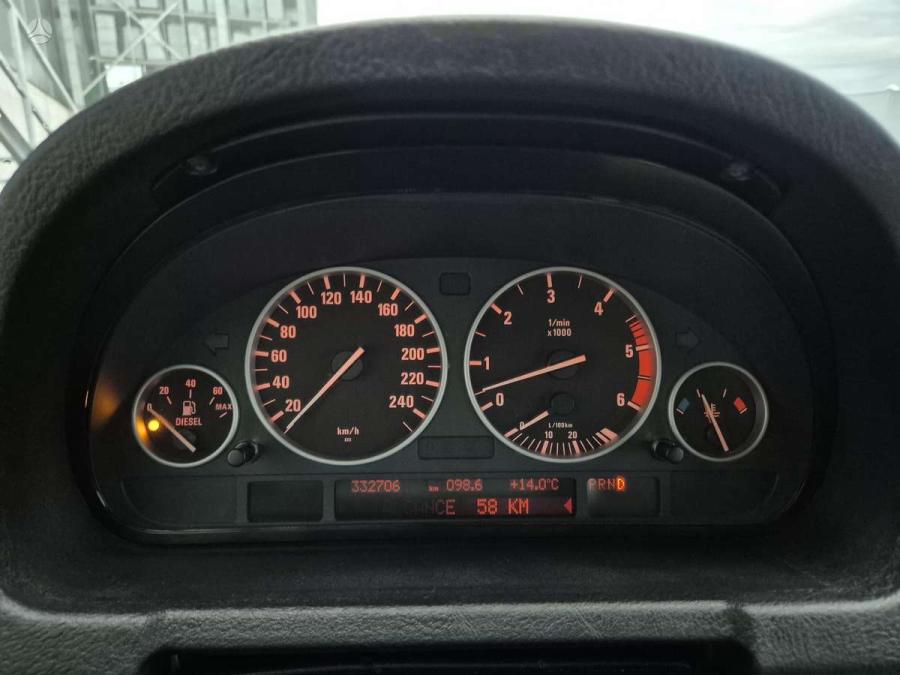 Melns BMW X5 2005 Utena, ar dzinēja tilpumu 2.99 L un nobraukumu 335 tūkst. km par 3990 €, foto 43 vietnē AUTOMOTO.COM.LV